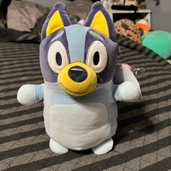 Squishmallows | Toys | On Hold Squishmallows Bluey Hugmee | Poshmark